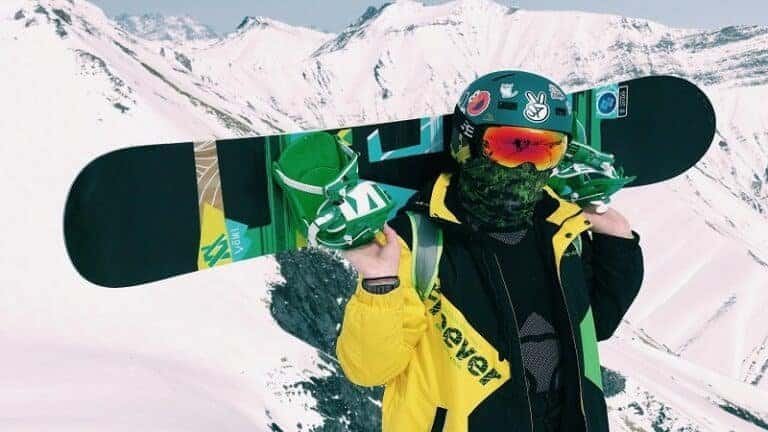 Best Neck Gaiter For Snowboarding